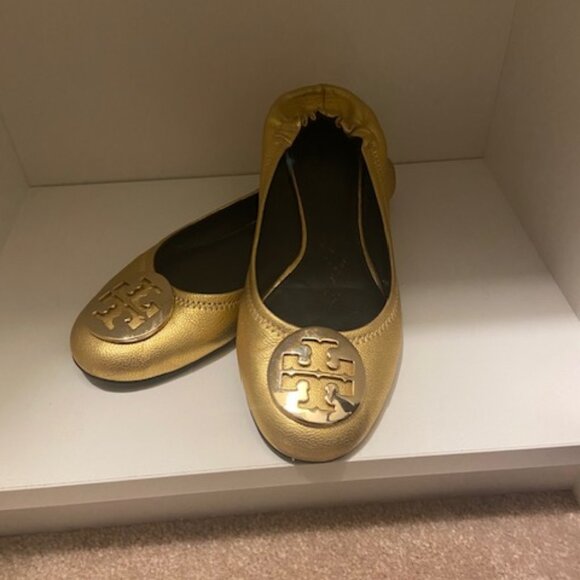 Tory Burch | Shoes | Tory Burch Gold Flats | Poshmark